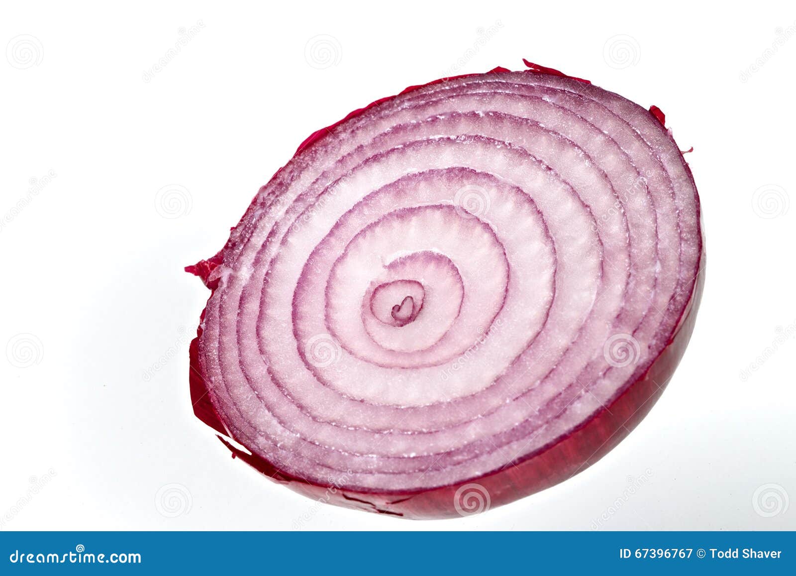 Oignon Rouge Demi Sur Le Blanc Image stock - Image du pourpré, demi ...