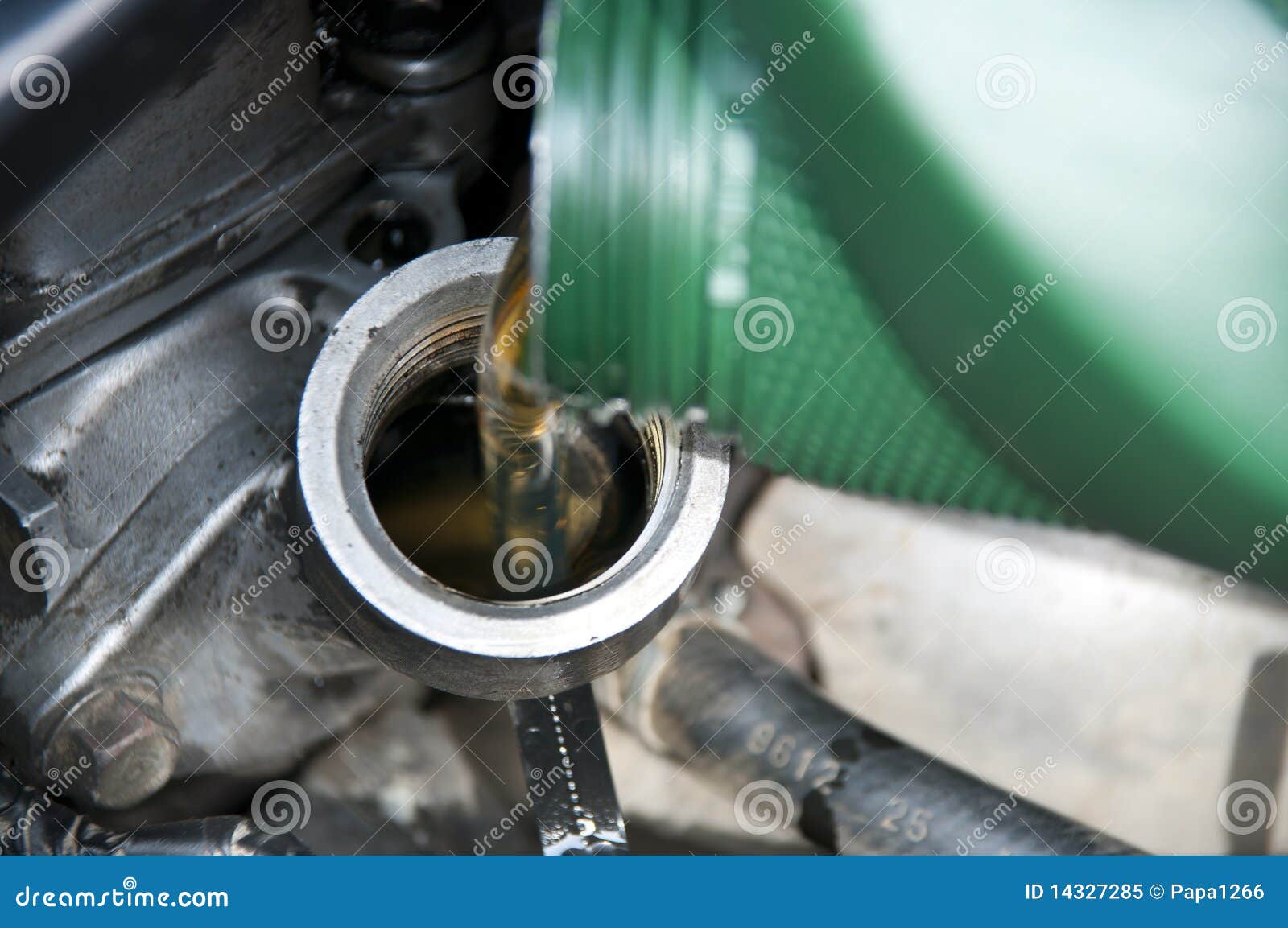 Oil change stock image. Image of change, centre, care - 14327285