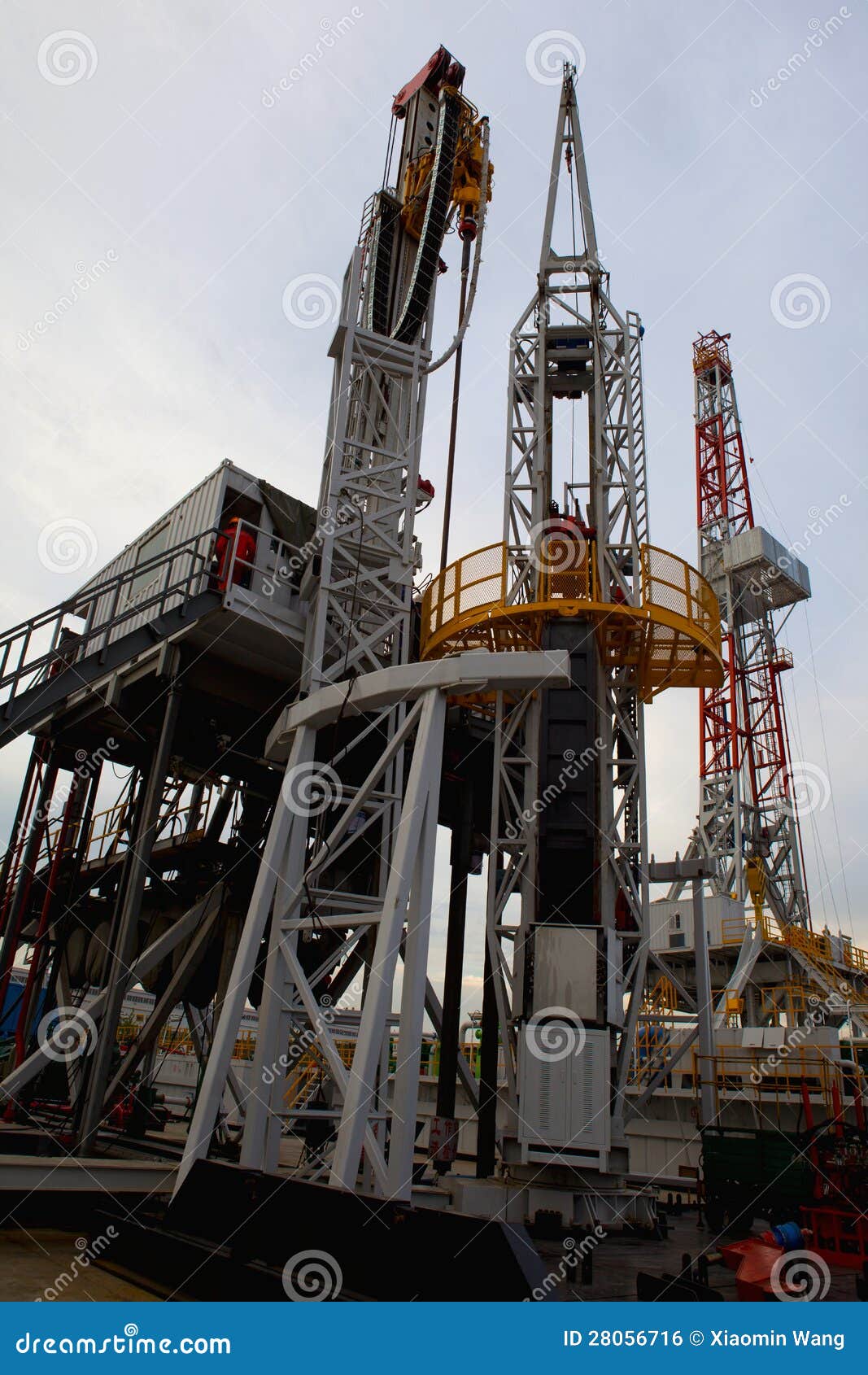 Oil derrick stock photo. Image of derrick, steel, platform - 28056716