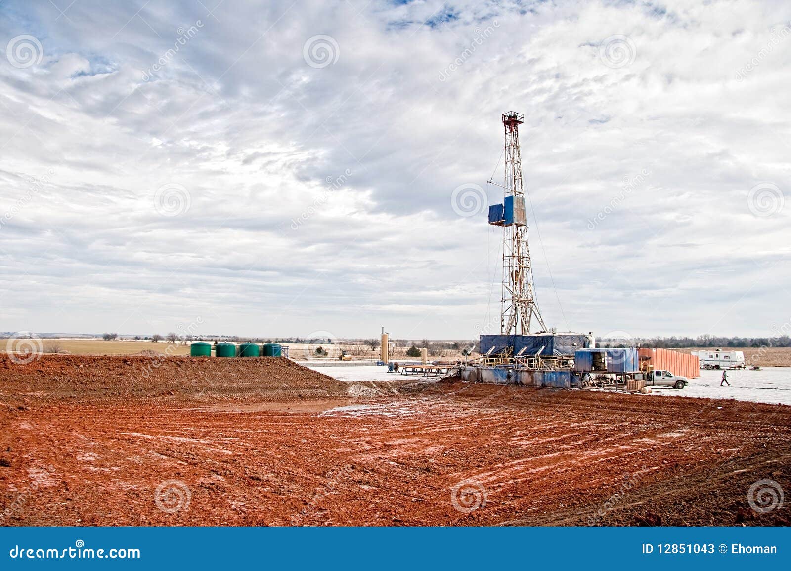 Oil Drilling Rig and Empty Mud Pond Stock Image - Image of resources ...