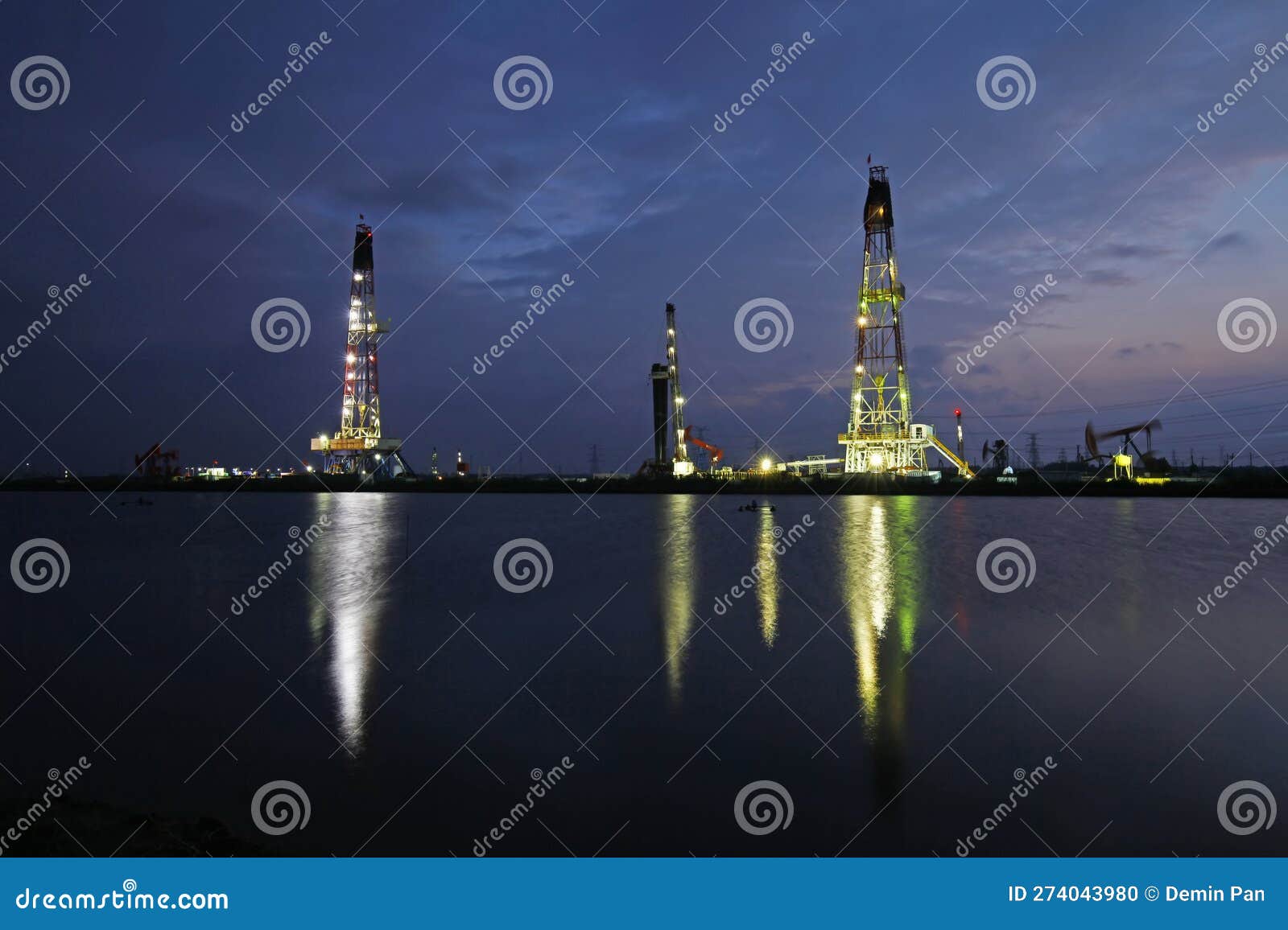 Industrial Drilling Bridges Stock Photos - Free & Royalty-Free Stock ...