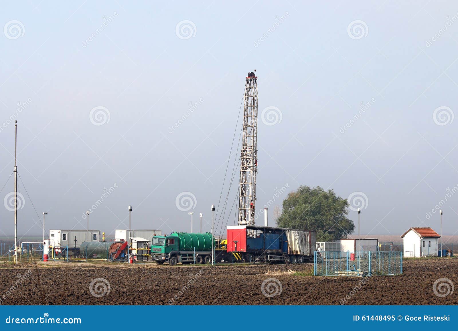 Oil drilling rig stock image. Image of engineering, field - 61448495