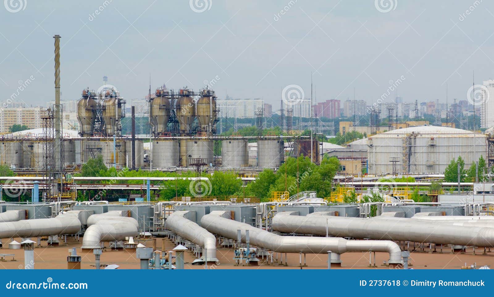 Oil factory stock photo. Image of pollution, industry - 2737618