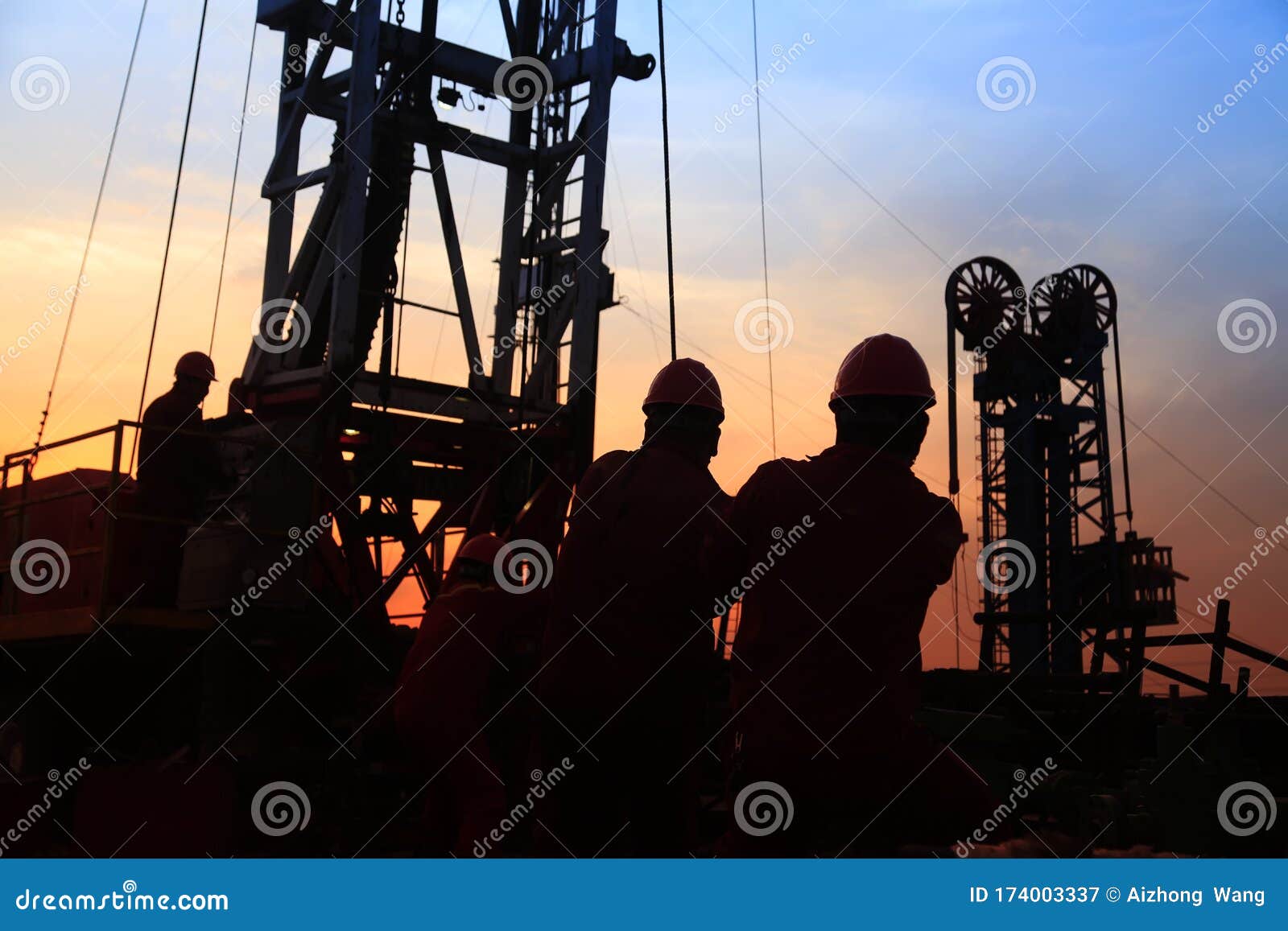 The Oil Workers are Working Stock Image - Image of technology, side ...