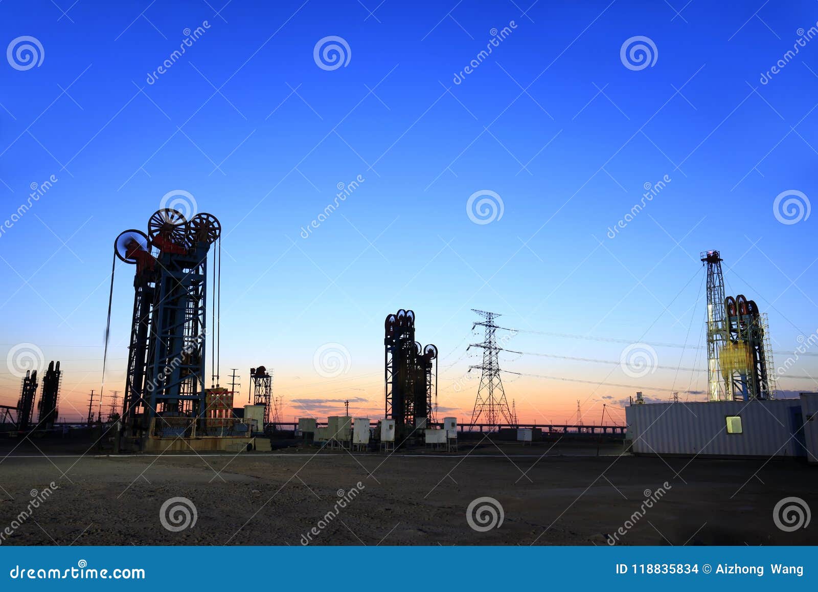 The Tower Type Pumping Unit in the Evening Stock Photo - Image of ...