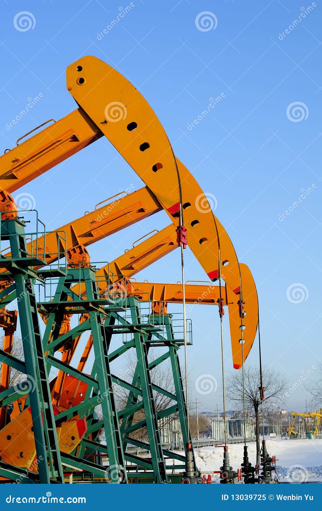 Oil and gas stock image. Image of crude, derrick, machine - 13039725