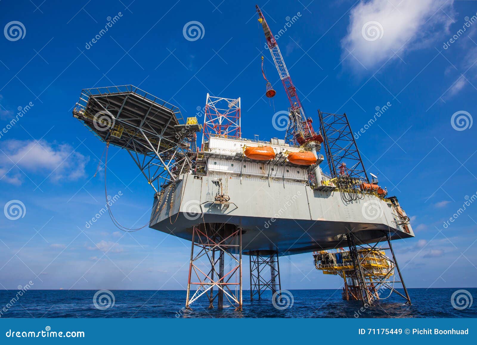 Oil And Gas Drilling Rig Just Completion On Oil And Gas Wellhead ...