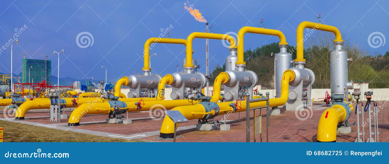 Oil/gas pipeline on fire editorial image. Image of automatic - 68682725