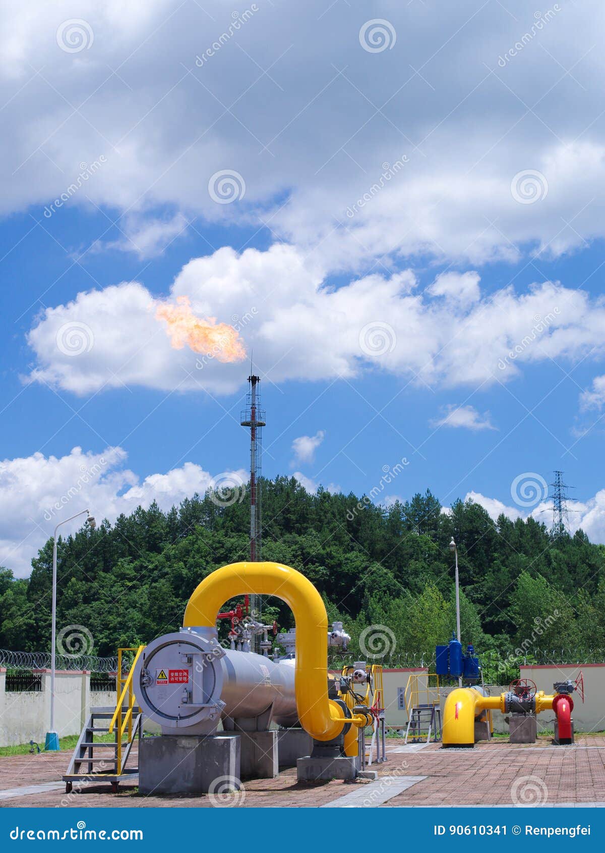 Oil/gas pipeline on fire editorial photo. Image of engineering - 90610341