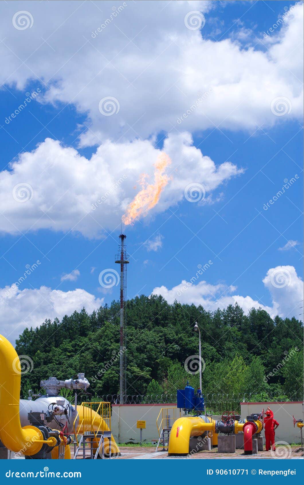 Oil/gas pipeline on fire editorial photo. Image of industrial - 90610771