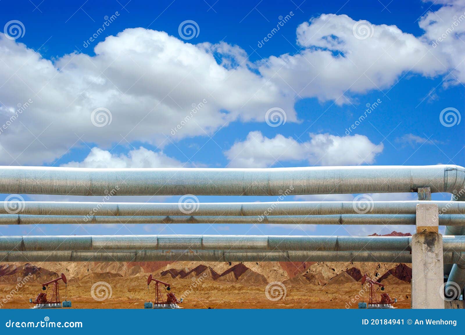 Oil and gas pipelines stock image. Image of prices, environment - 20184941