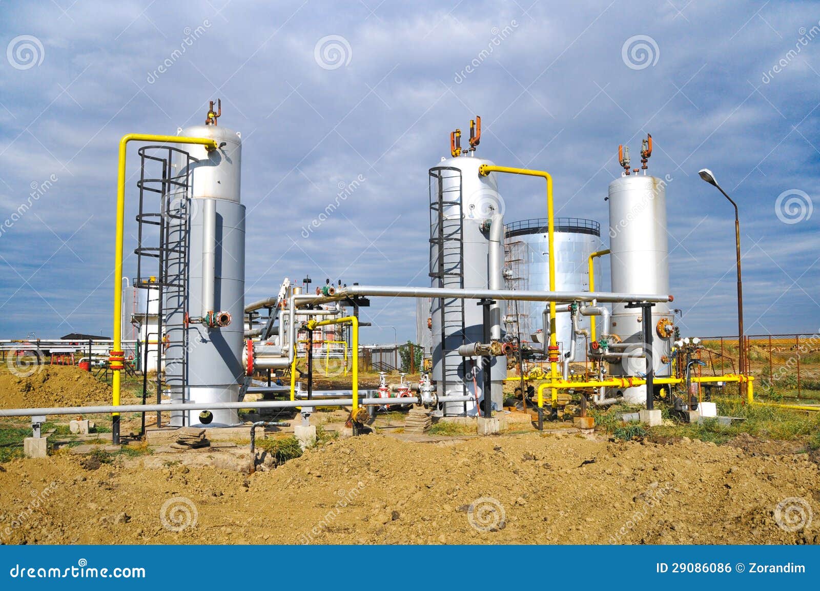 Oil and Gas Processing Plant Stock Photo - Image of piping, energy ...