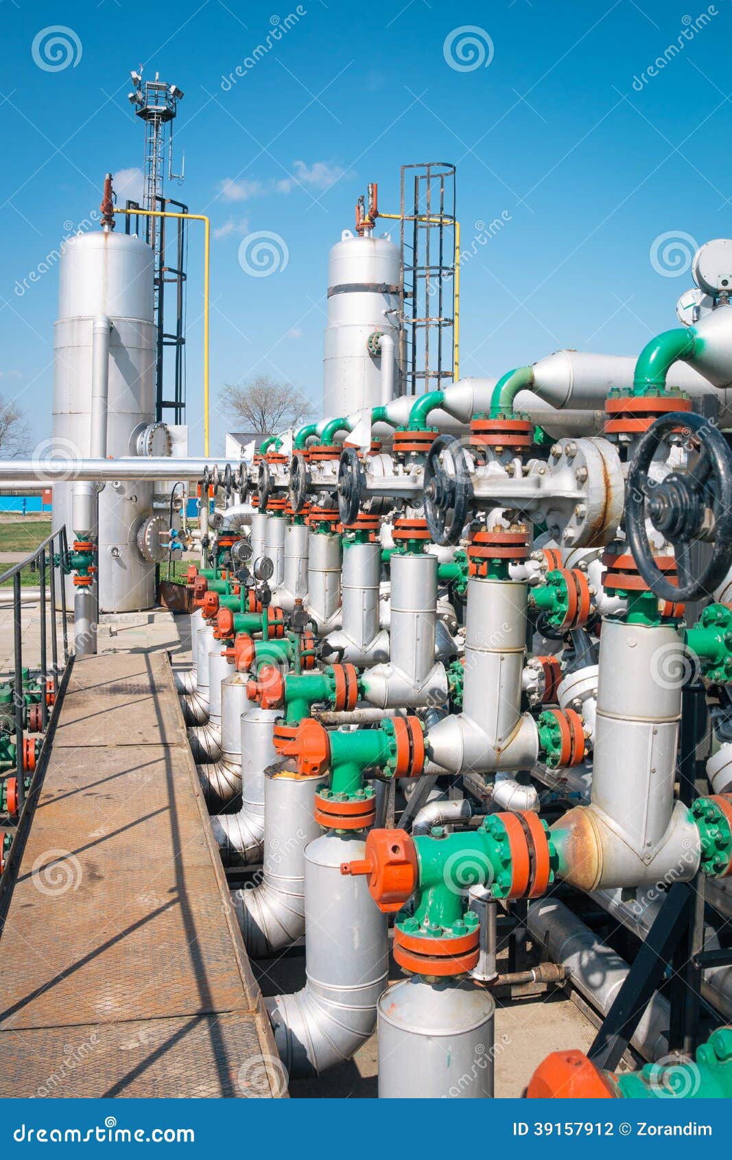 Oil and Gas Processing Plant Stock Photo - Image of petroleum, plant ...