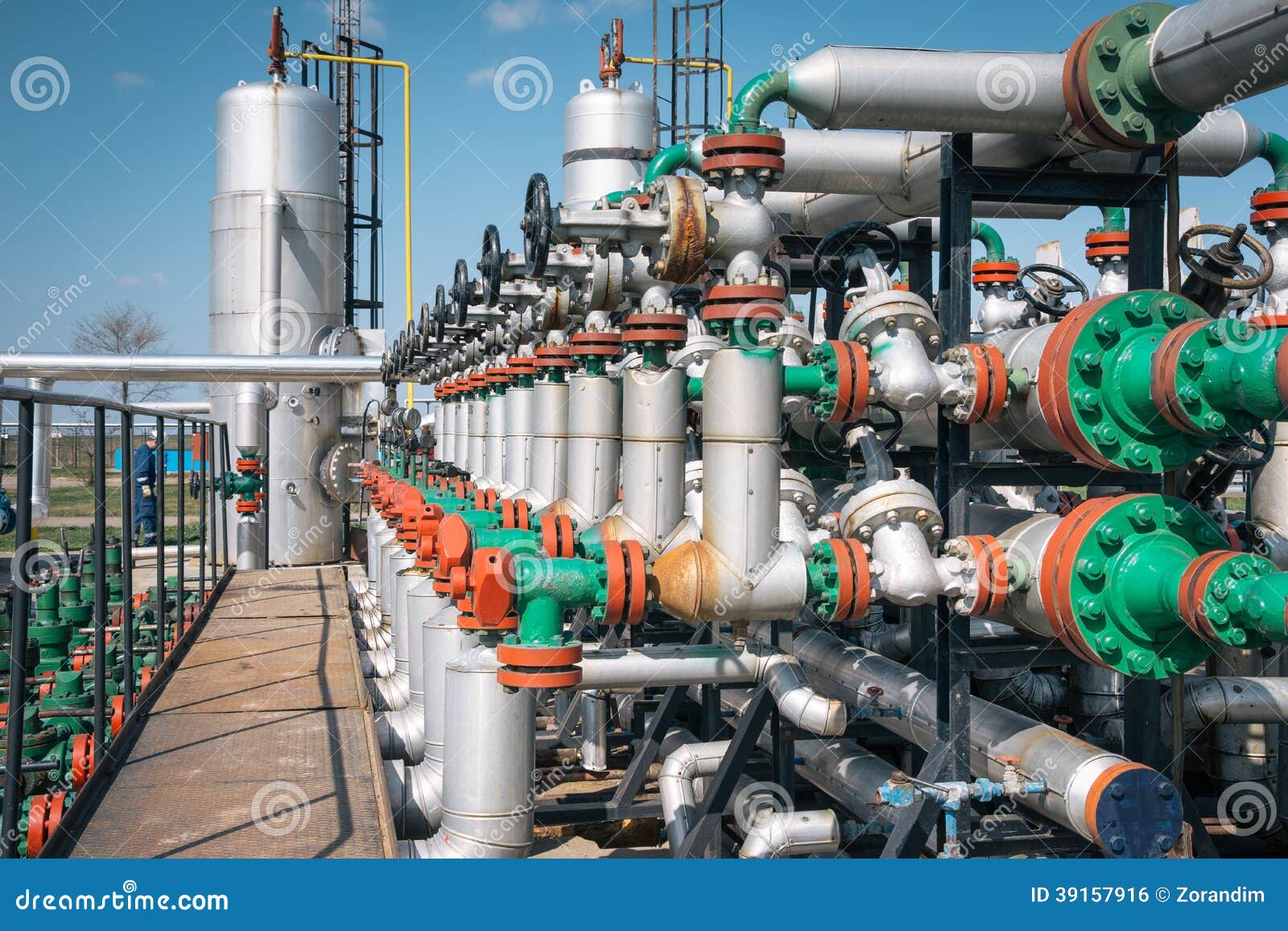 Oil and Gas Processing Plant Stock Photo - Image of refinery ...
