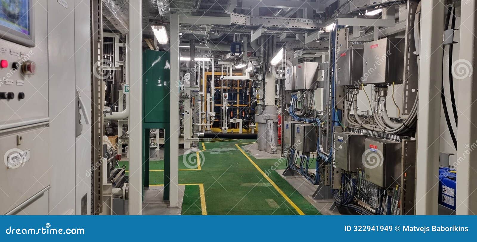 Oil and Gas Processing Platform FPSO Stock Image - Image of metal, pipe ...