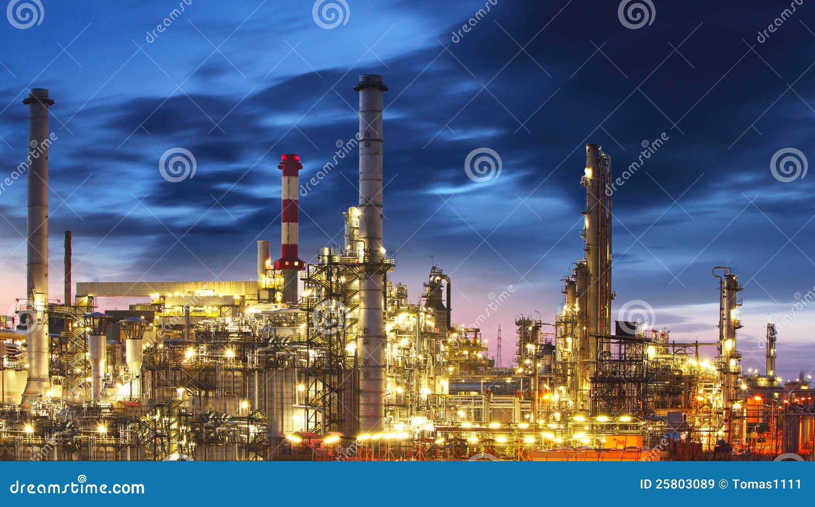 Oil and Gas Refinery at Night Stock Image - Image of dirty, fumes: 25803089