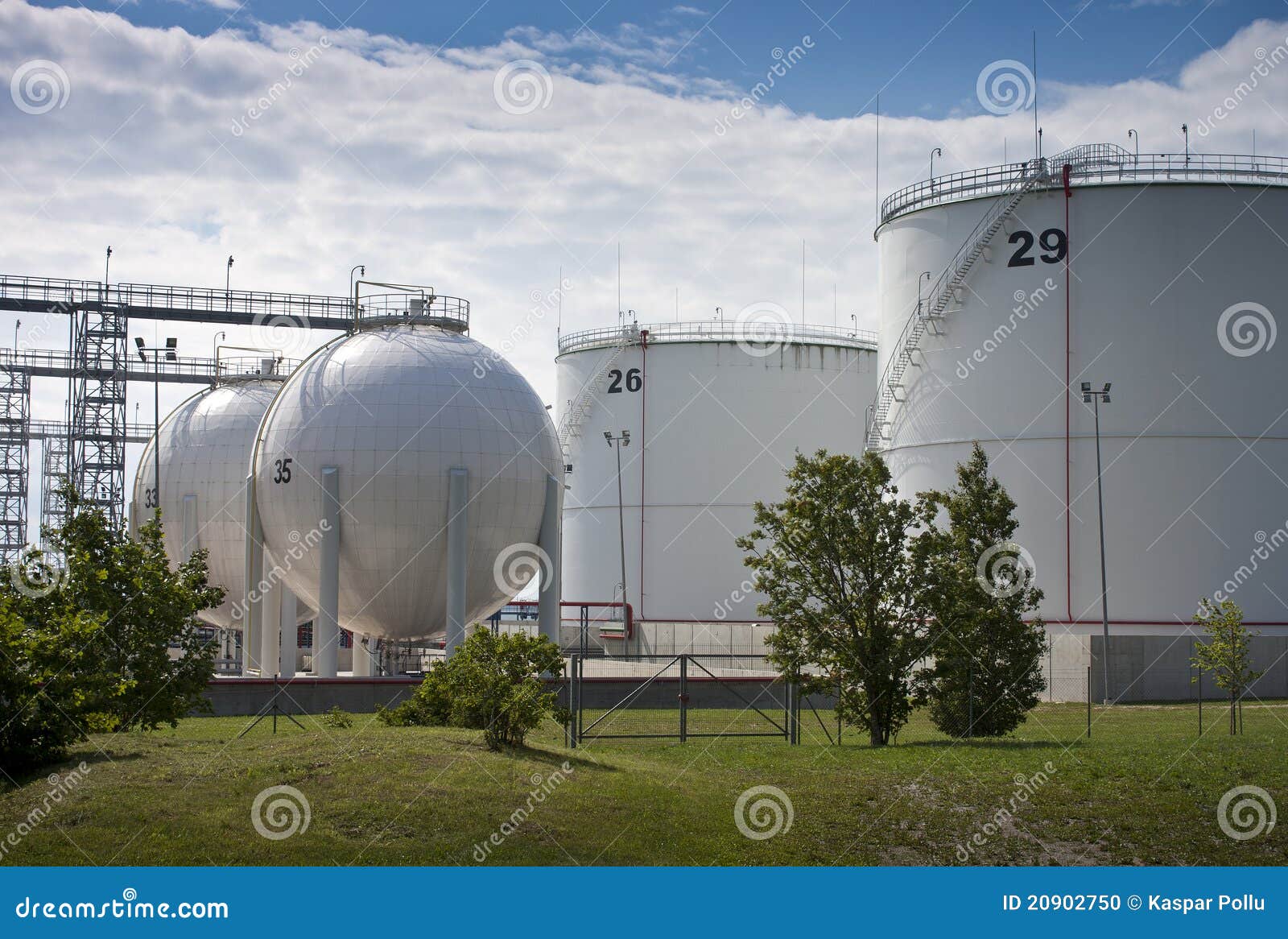 Oil and gas storage tanks stock photo. Image of coast - 20902750