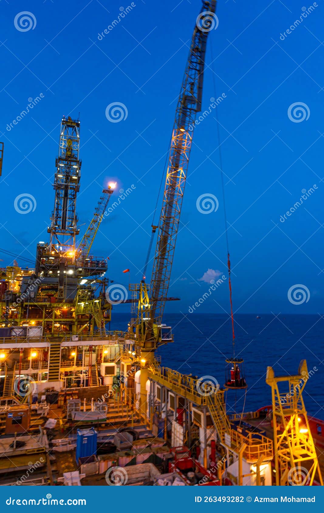 Oil and Gas Tender Platform during Drilling. Editorial Photography ...