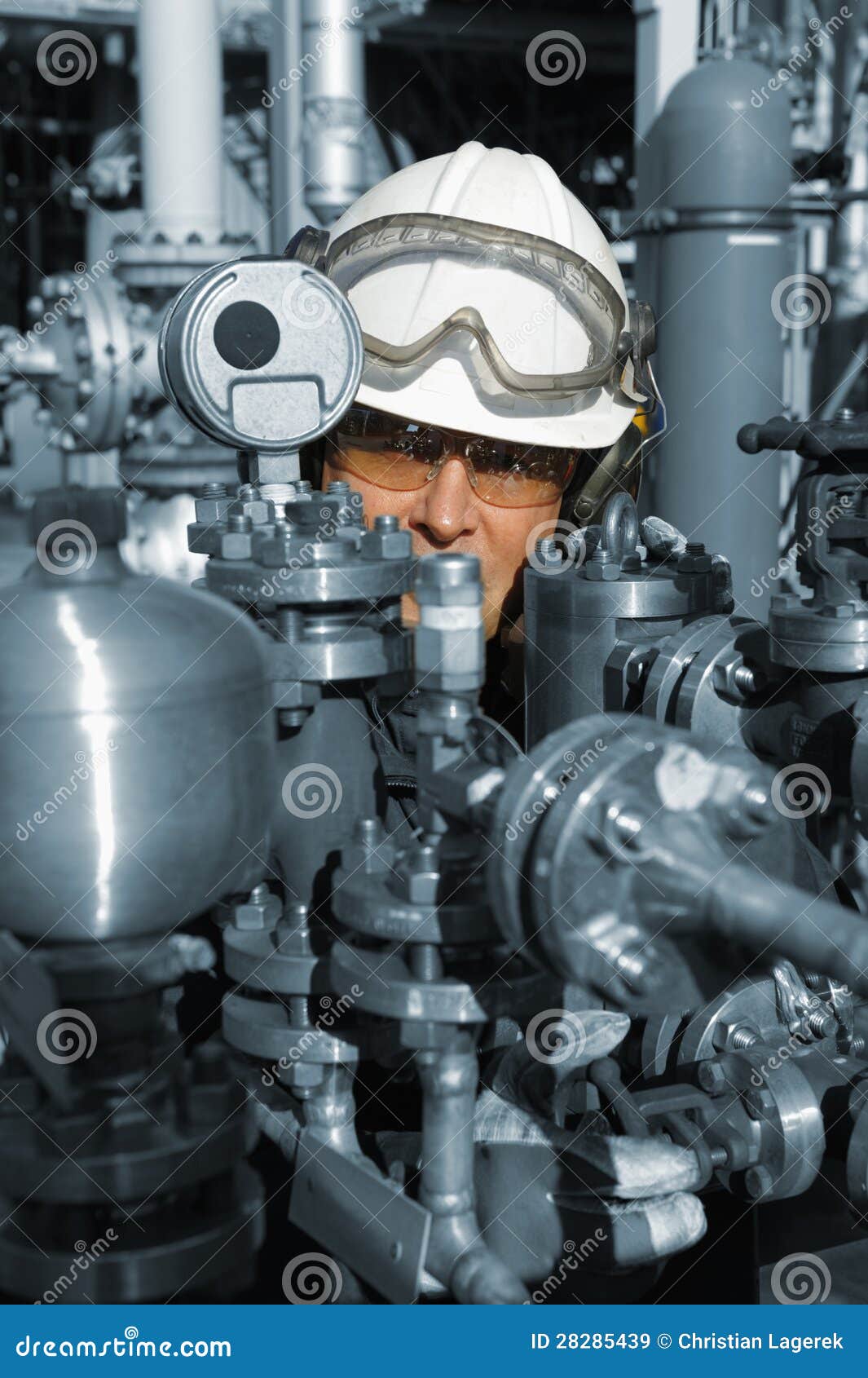 Oil and Gas Worker with Machinery Stock Image - Image of gaspipes ...