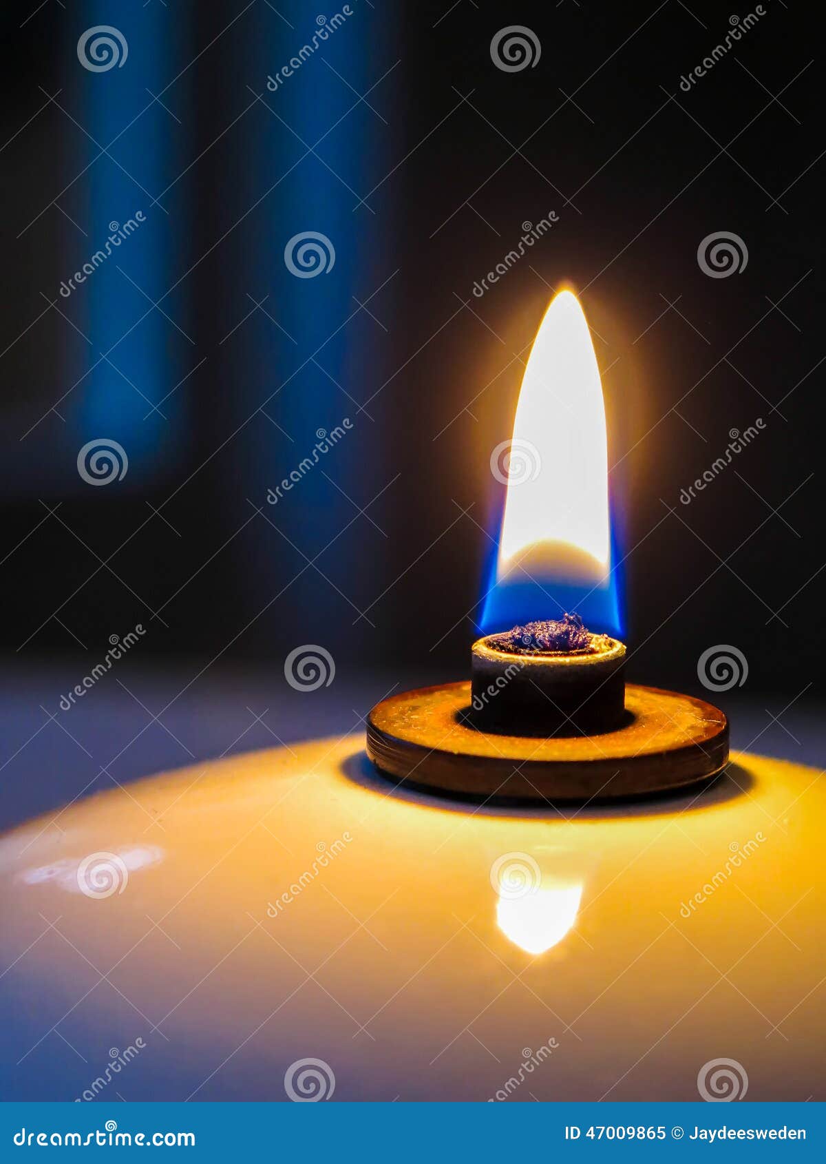 Oil lamp macro close-up stock image. Image of wishing - 47009865