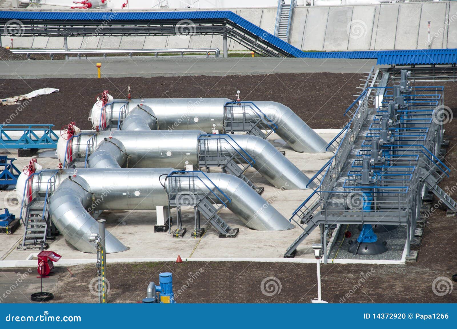 Oil pipeline stock photo. Image of fuel, vessel, port - 14372920