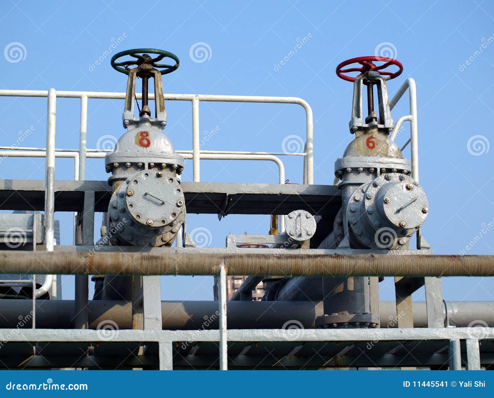 Oil Pipeline Control Valves Stock Image - Image of welded, round: 11445541