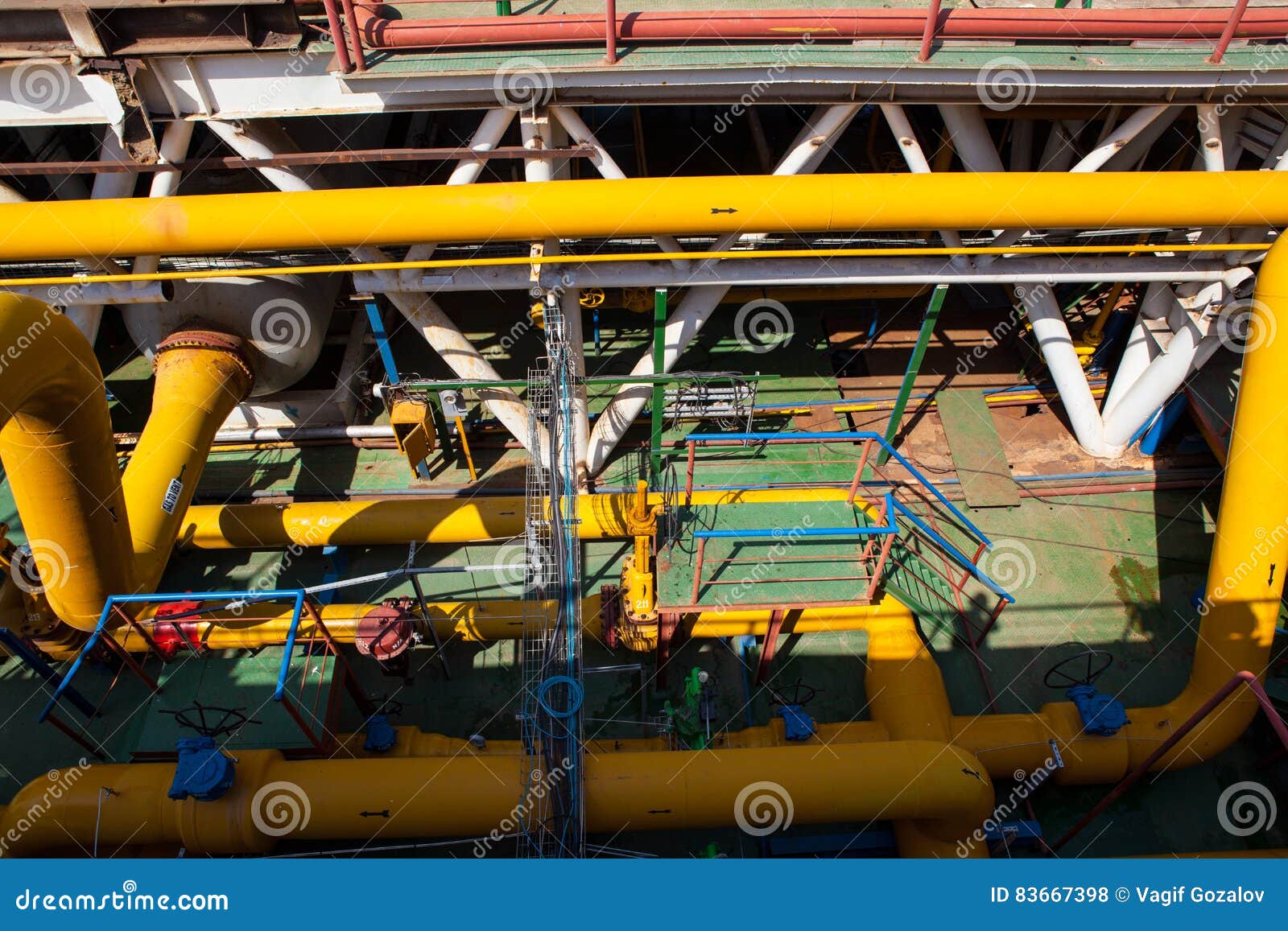 Oil Platform Pipeline and Pressure Transfer System Stock Photo - Image ...