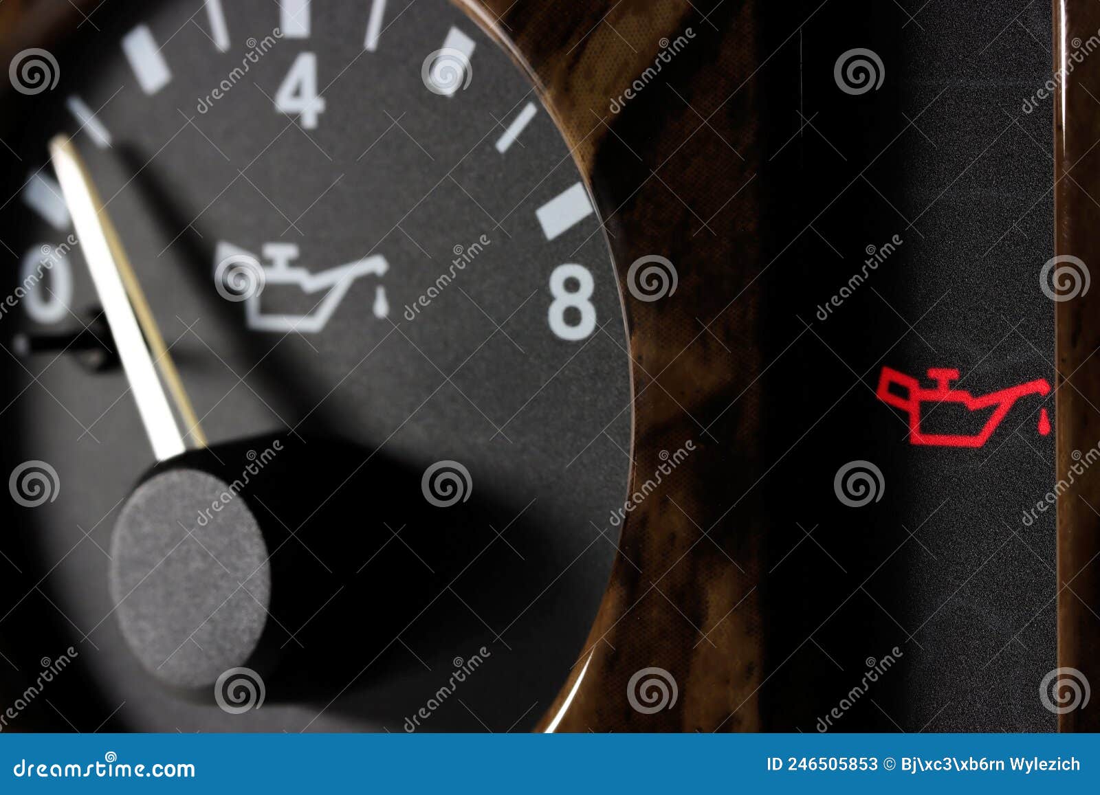 Oil pressure warning light stock image. Image of lamp - 246505853