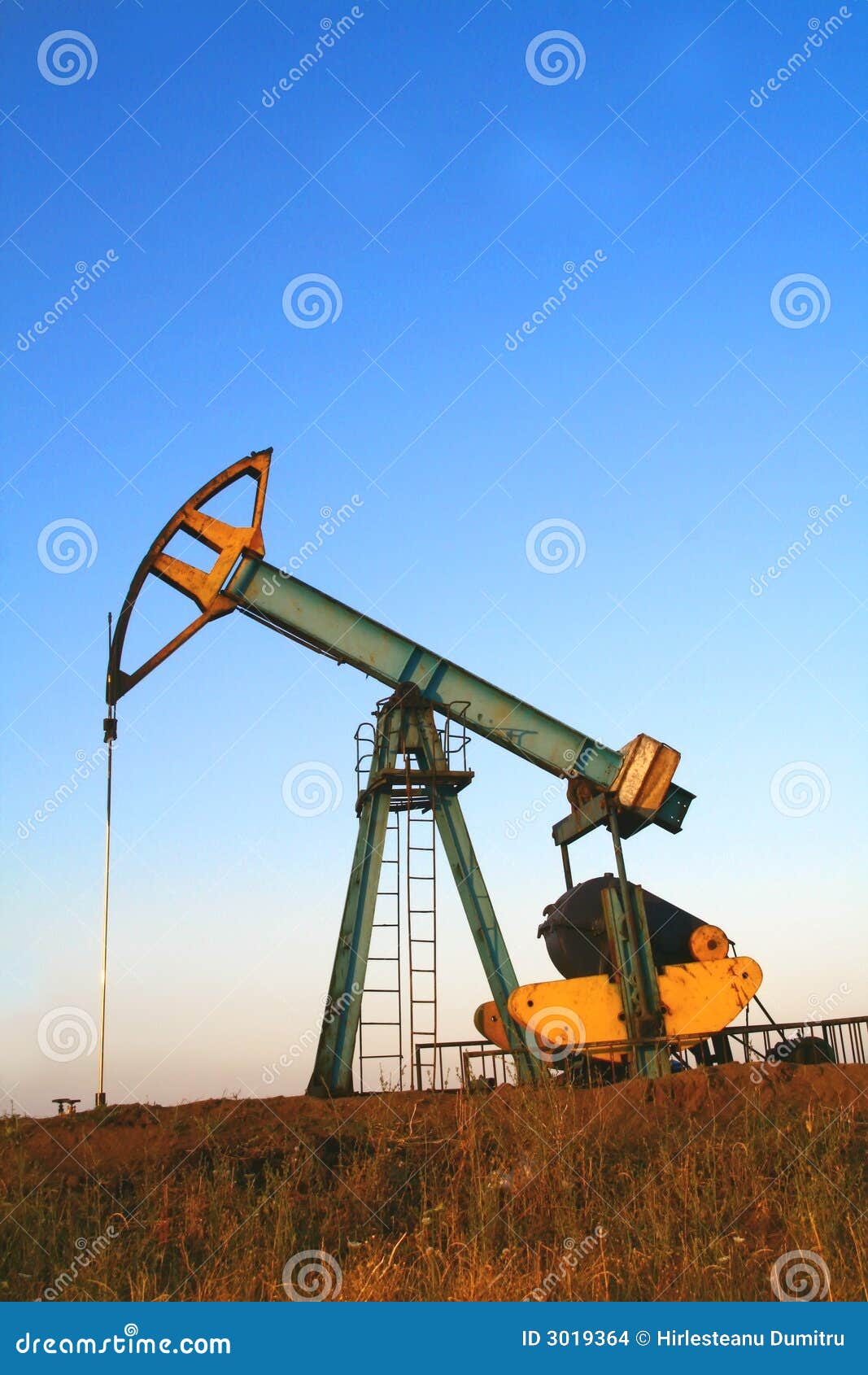 Oil pump stock photo. Image of pump, barrel, gasoline - 3019364