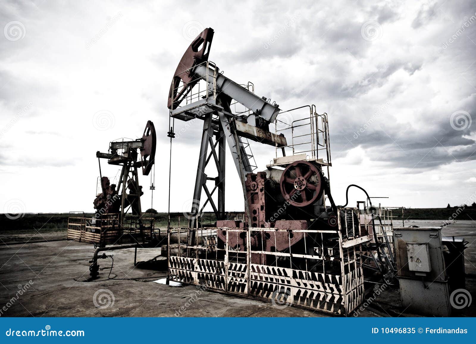 Oil pump in the field stock image. Image of machine, jack - 10496835