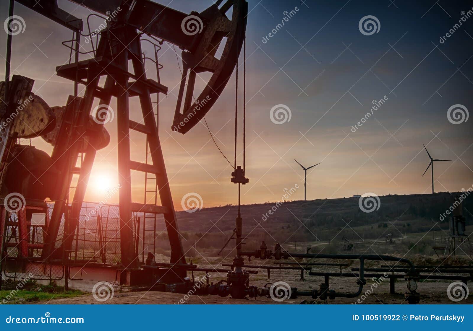 Oil pump on sunset stock photo. Image of pipeline, orange - 100519922