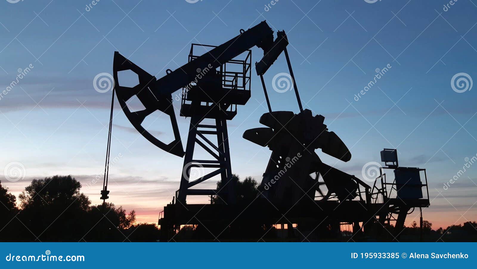 Oil Pumping Device on an Oil Rig Stock Image - Image of bosom, device ...