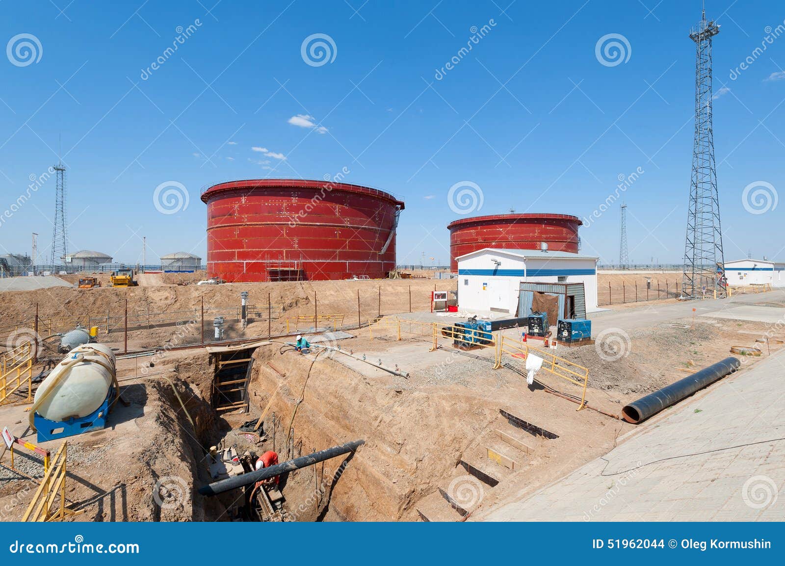 Oil Pumping Station Construction Editorial Stock Image - Image of ...