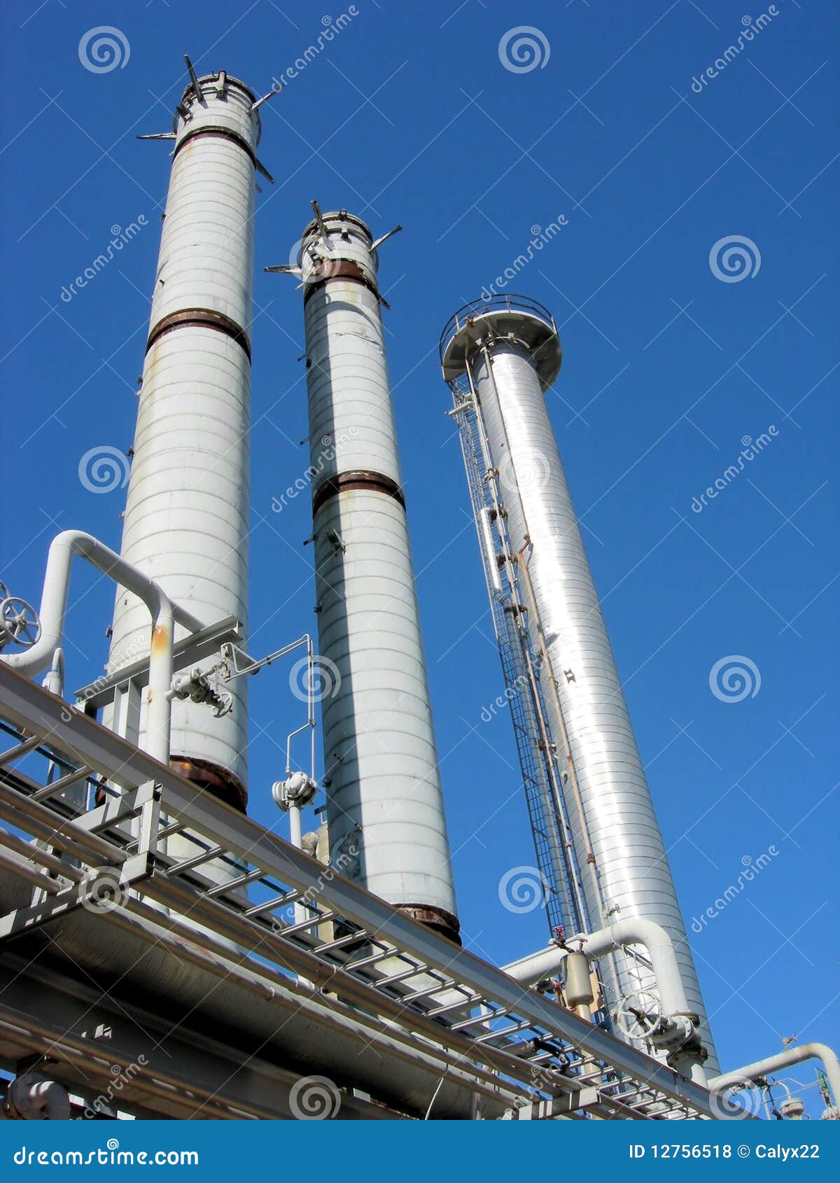 183 Petroleum Cracking Process Stock Photos - Free & Royalty-Free Stock ...