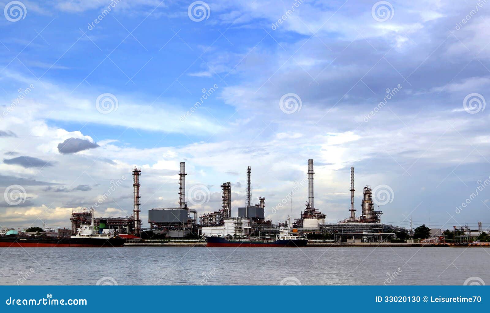 Oil refinery stock photo. Image of carbon, buildings - 33020130