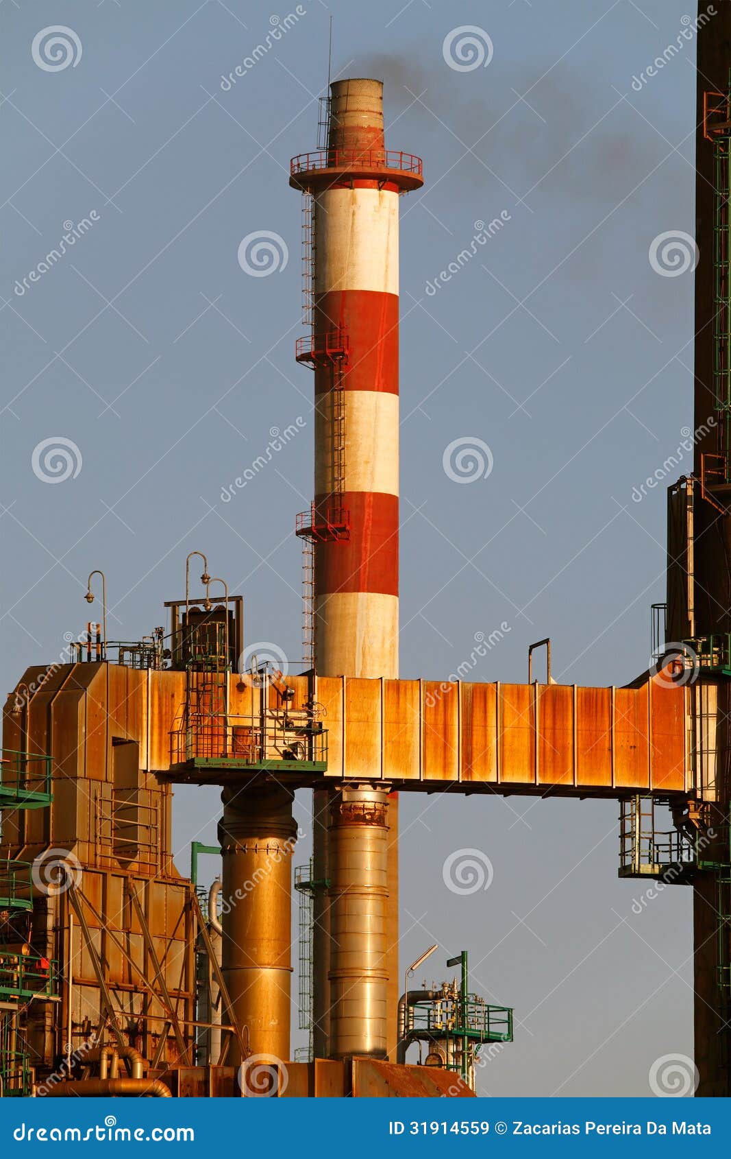 Oil refinery chimney stock image. Image of exhaust, plant - 31914559