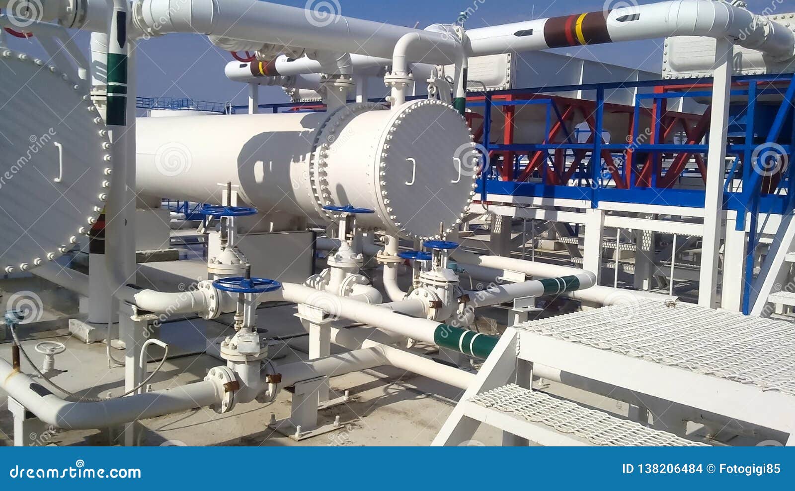 The oil refinery stock photo. Image of power, engineering - 138206484