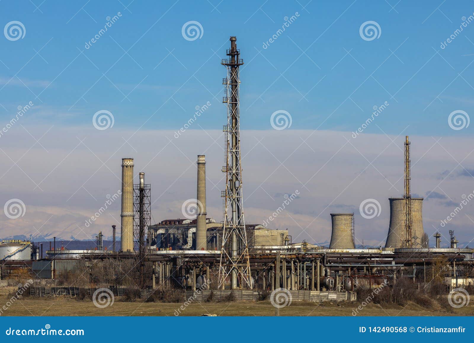 Oil Refinery with Facilities Stock Photo - Image of finance, energy ...