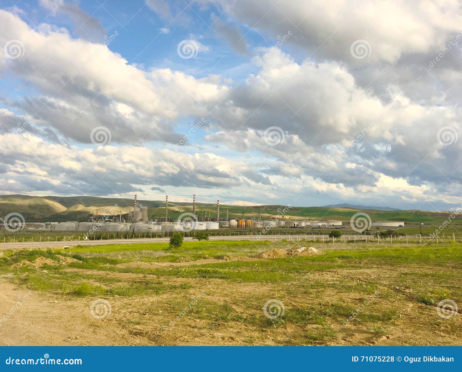 Oil Refinery, Kirikkale, Turkey Editorial Stock Photo - Image of ...
