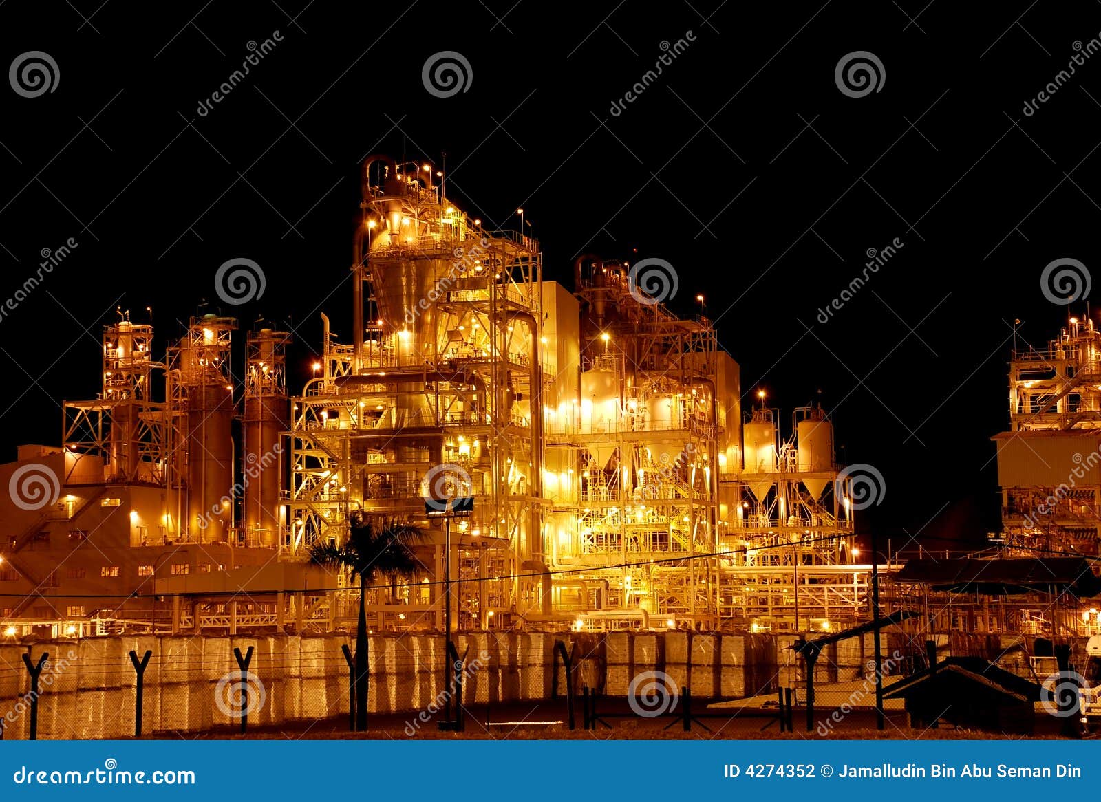 OIL REFINERY at NIGHT stock photo. Image of refine, processing - 4274352