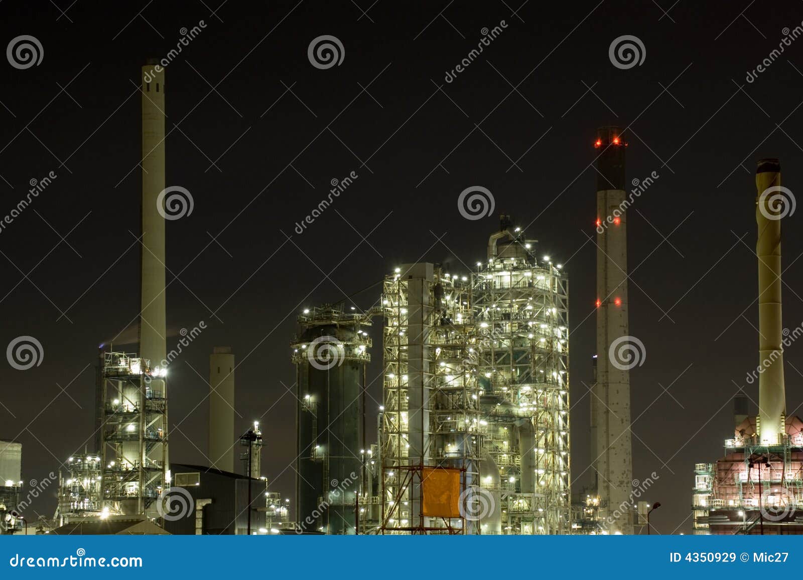 Oil refinery night scene stock image. Image of storage - 4350929