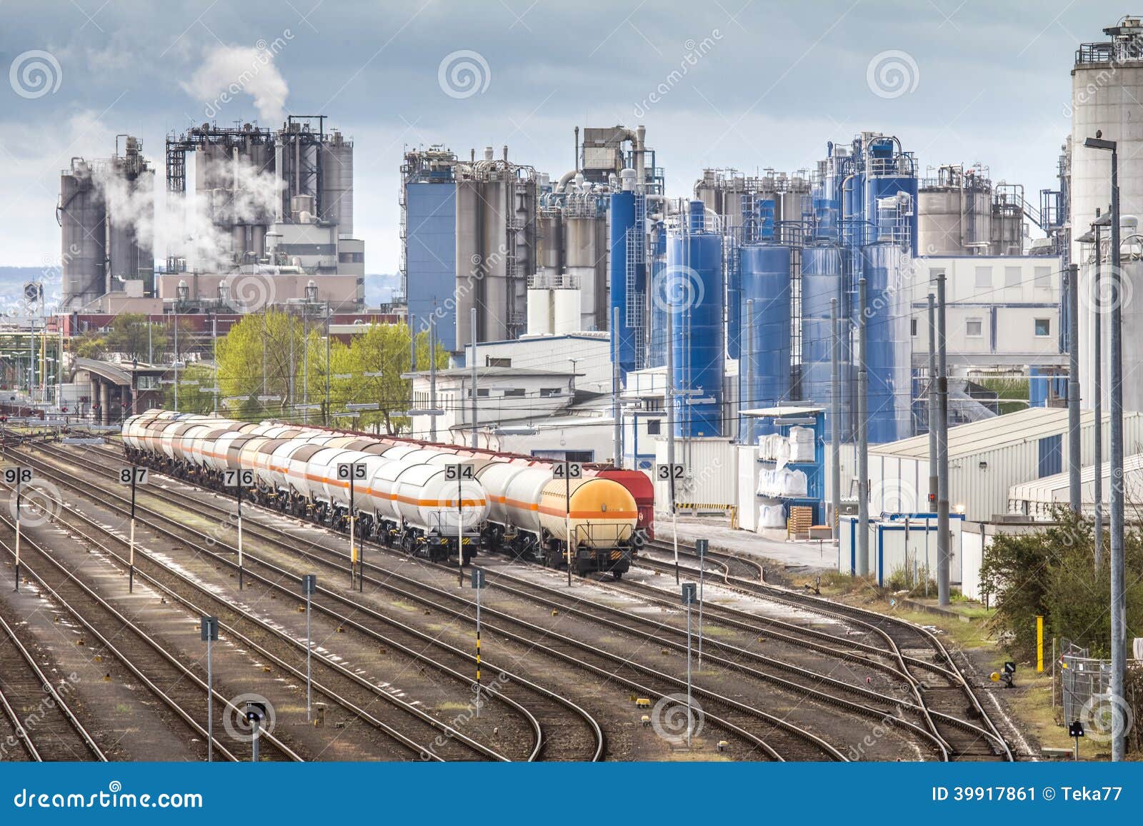 Oil refinery stock image. Image of metal, heavy, factory - 39917861