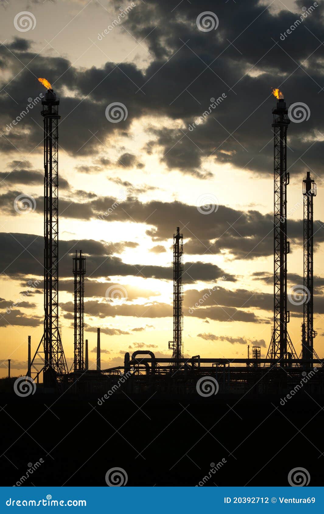 Oil refinery at sunset stock photo. Image of area, dusk - 20392712