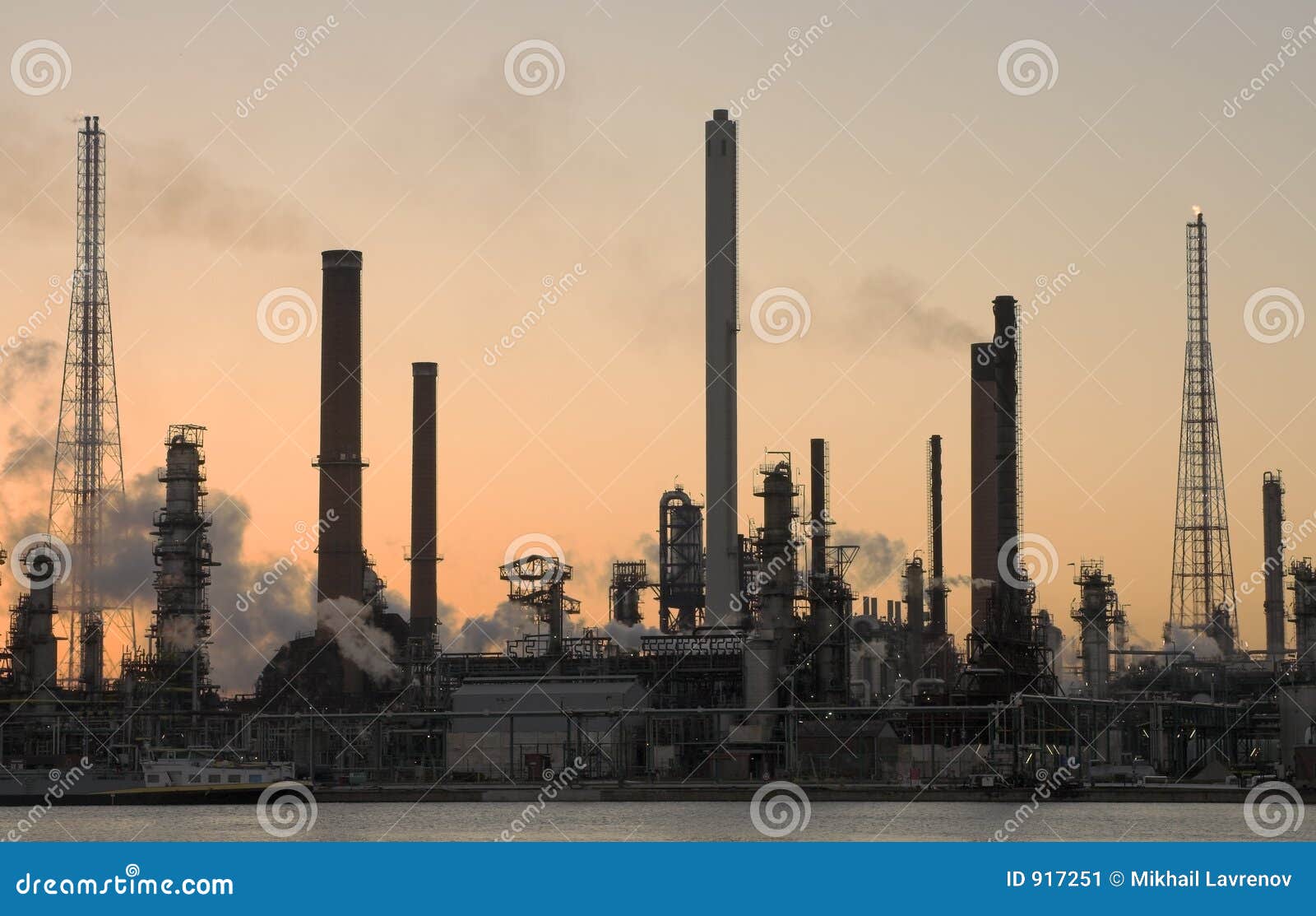 Oil refinery at sunset stock image. Image of energy, corporation - 917251