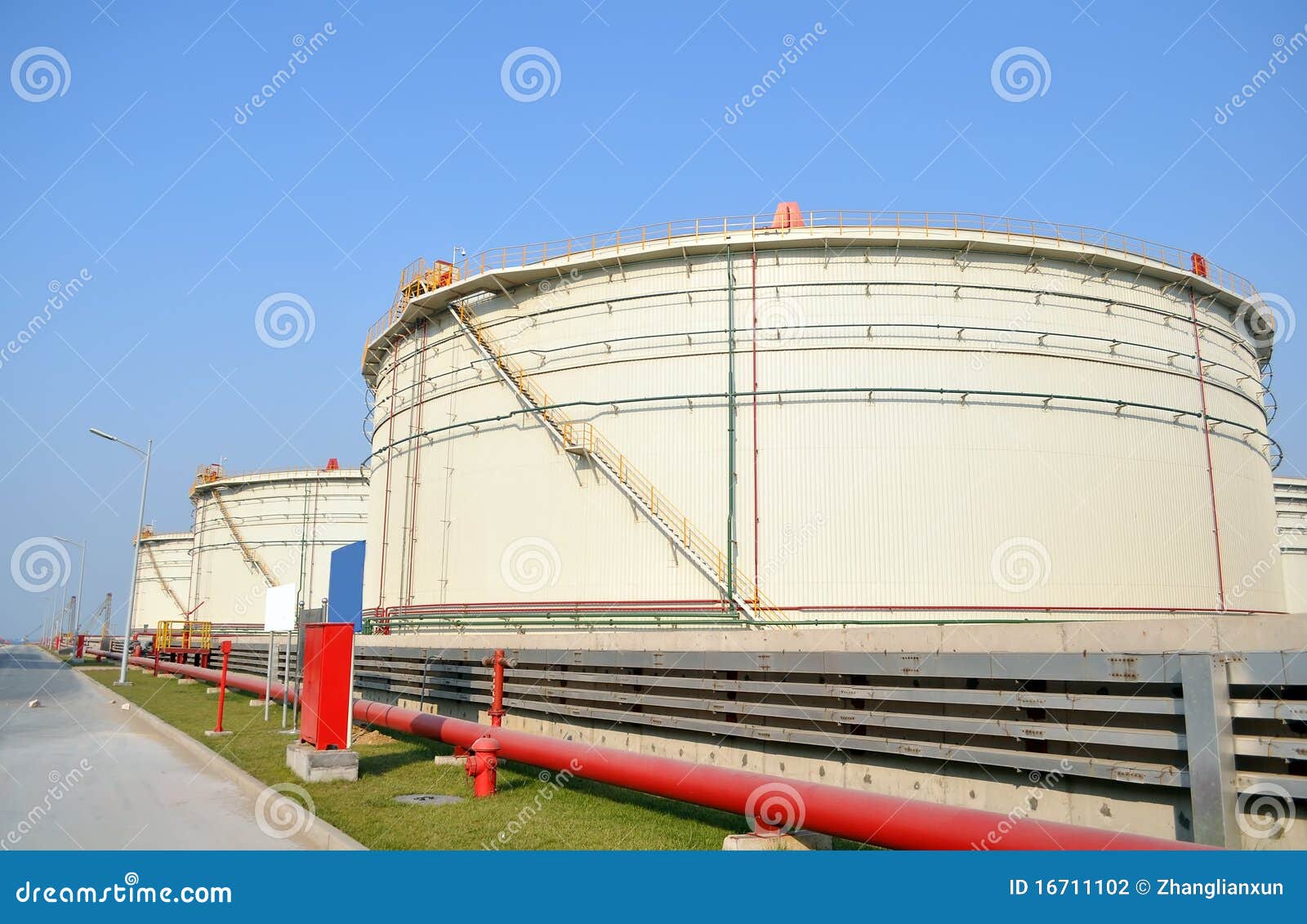 Oil Refinery Tanks stock photo. Image of emission, fossil - 16711102