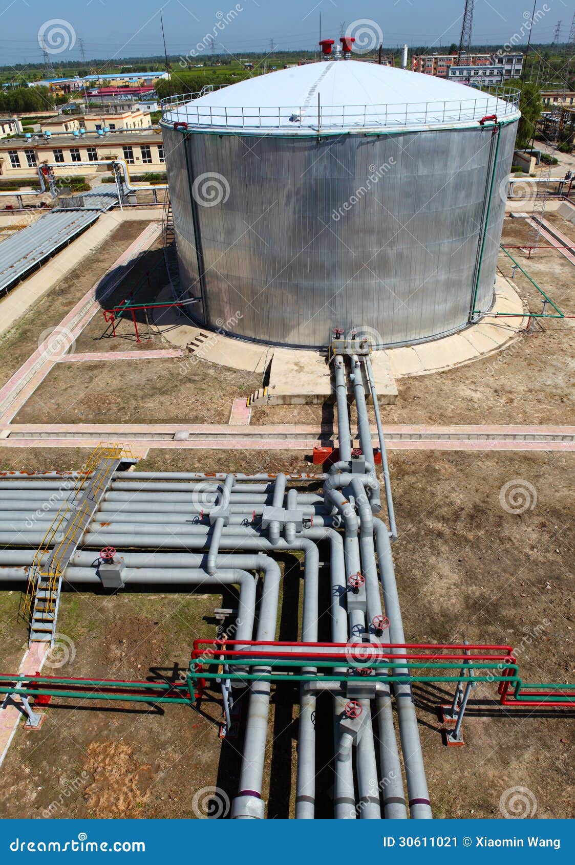 Oil Refinery Tanks stock image. Image of steam, petrochemical - 30611021