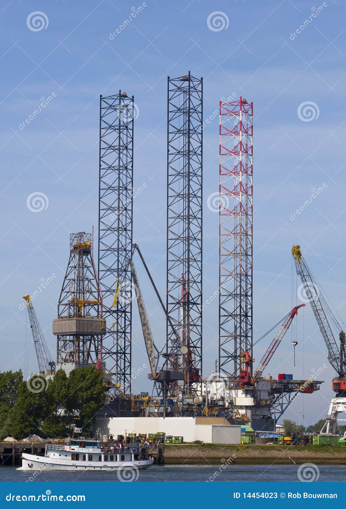 Oil rig stock image. Image of steel, tower, offshore - 14454023