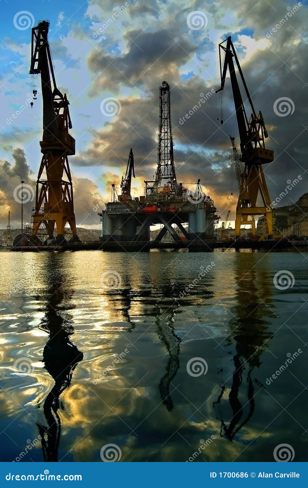Oil Rig Royalty-Free Stock Image | CartoonDealer.com #1700686