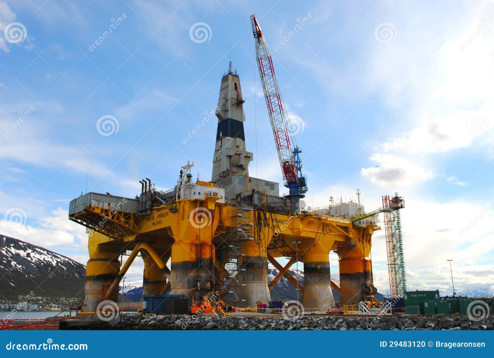 Oil rig editorial image. Image of norway, production - 29483120