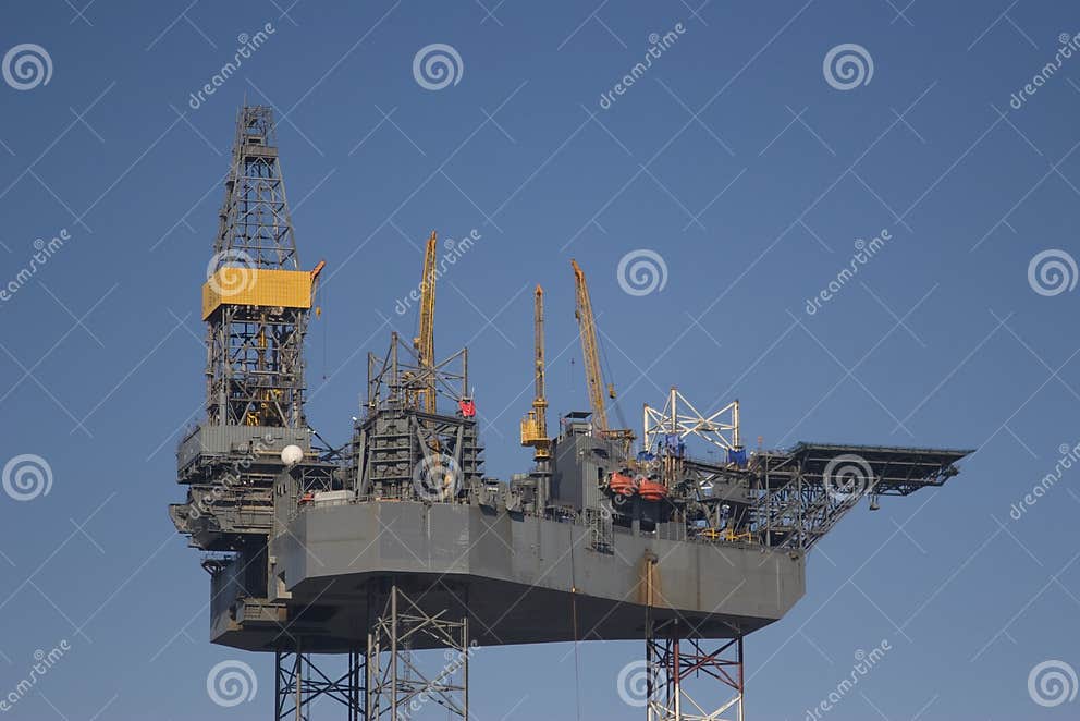 Oil rig stock image. Image of technology, platform, fossil - 4345527